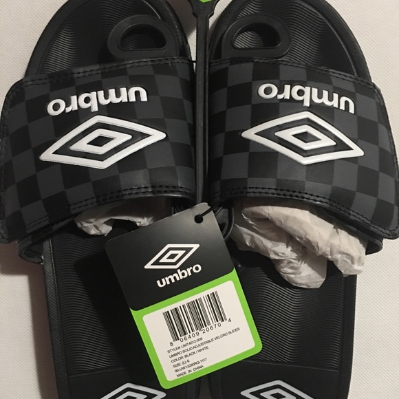 Umbro | Shoes | Umbro Boys Slides | Poshmark